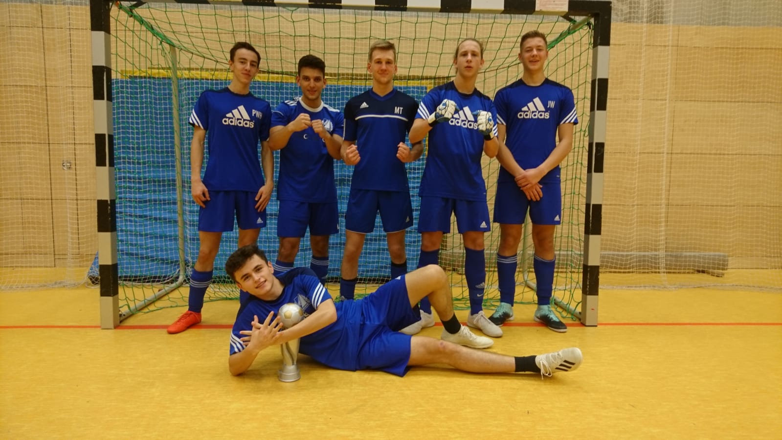 SV Empor Berlin - Abteilung Fußball - Tricks, Tunnler, Traumtore beim ...